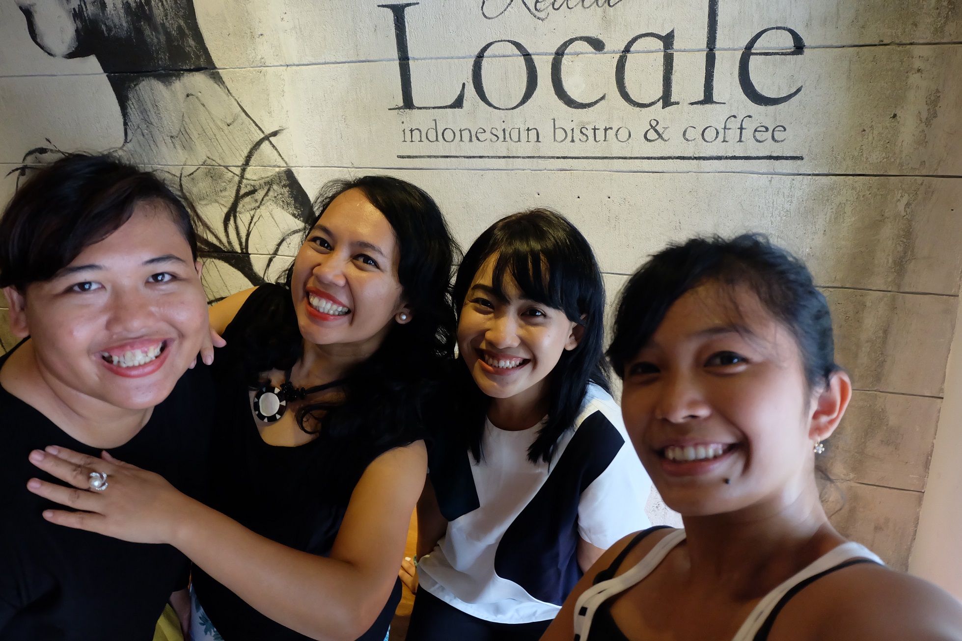 Kedai Locale: Tempat Nongkrong Asyik di Kelapa Gading – Ceritaeka