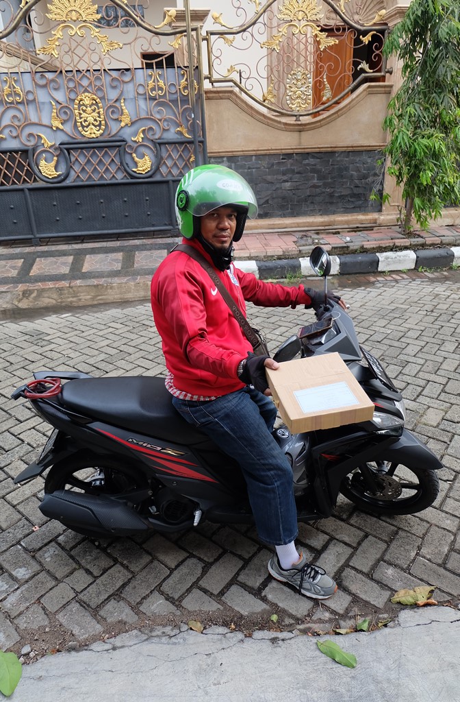 REVIEW GO-SEND: APA BENAR BISA DIANDALKAN UNTUK KIRIM BARANG DAN ...